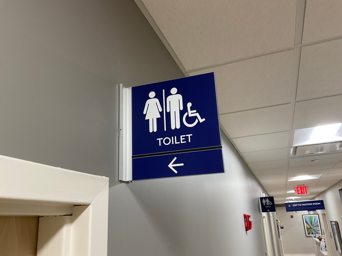 A Facility Signage Package in New Providence, NJ, Welcomes Patients