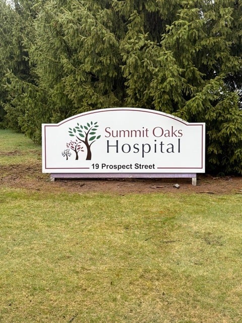 Assisting Summit Oaks Hospital With a Custom Monument Sign Rebranding ...