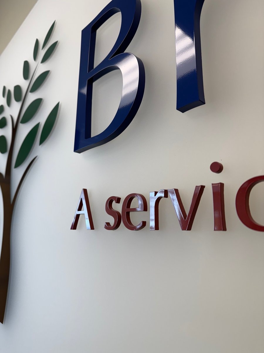 Best Material Combinations For Lobby Signs in North Jersey and Beyond